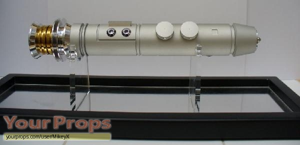 Adi Gallia Lightsaber